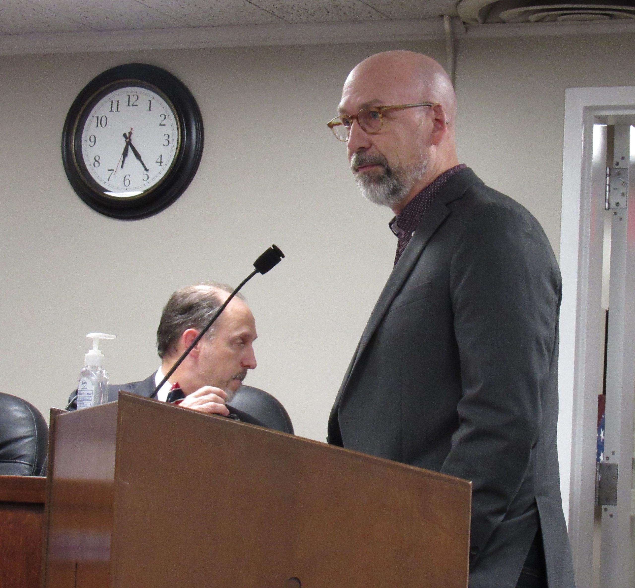 Knox Pages publisher urges MV council to keep public notices transparent