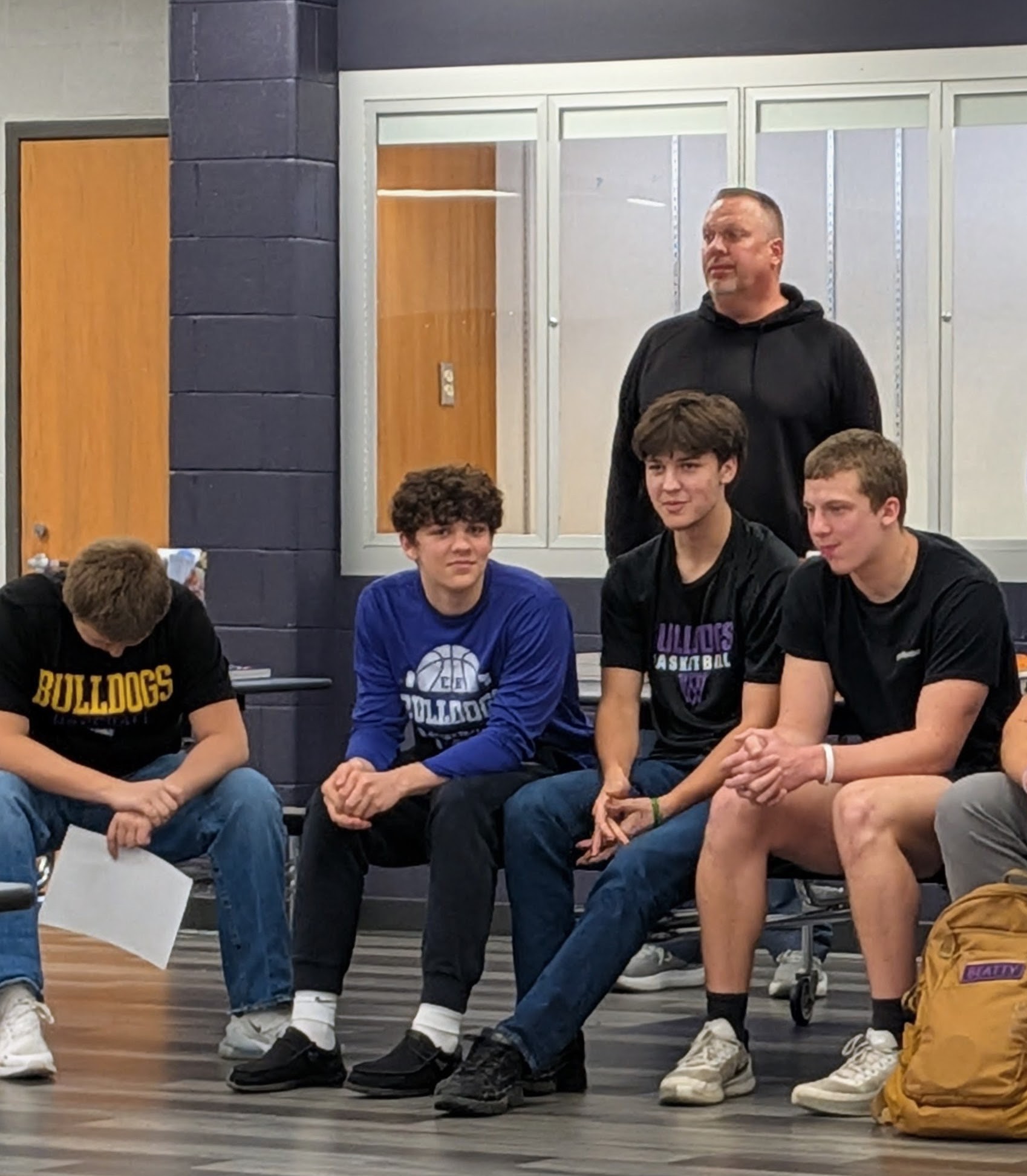 East Knox non-renews boys basketball coach
